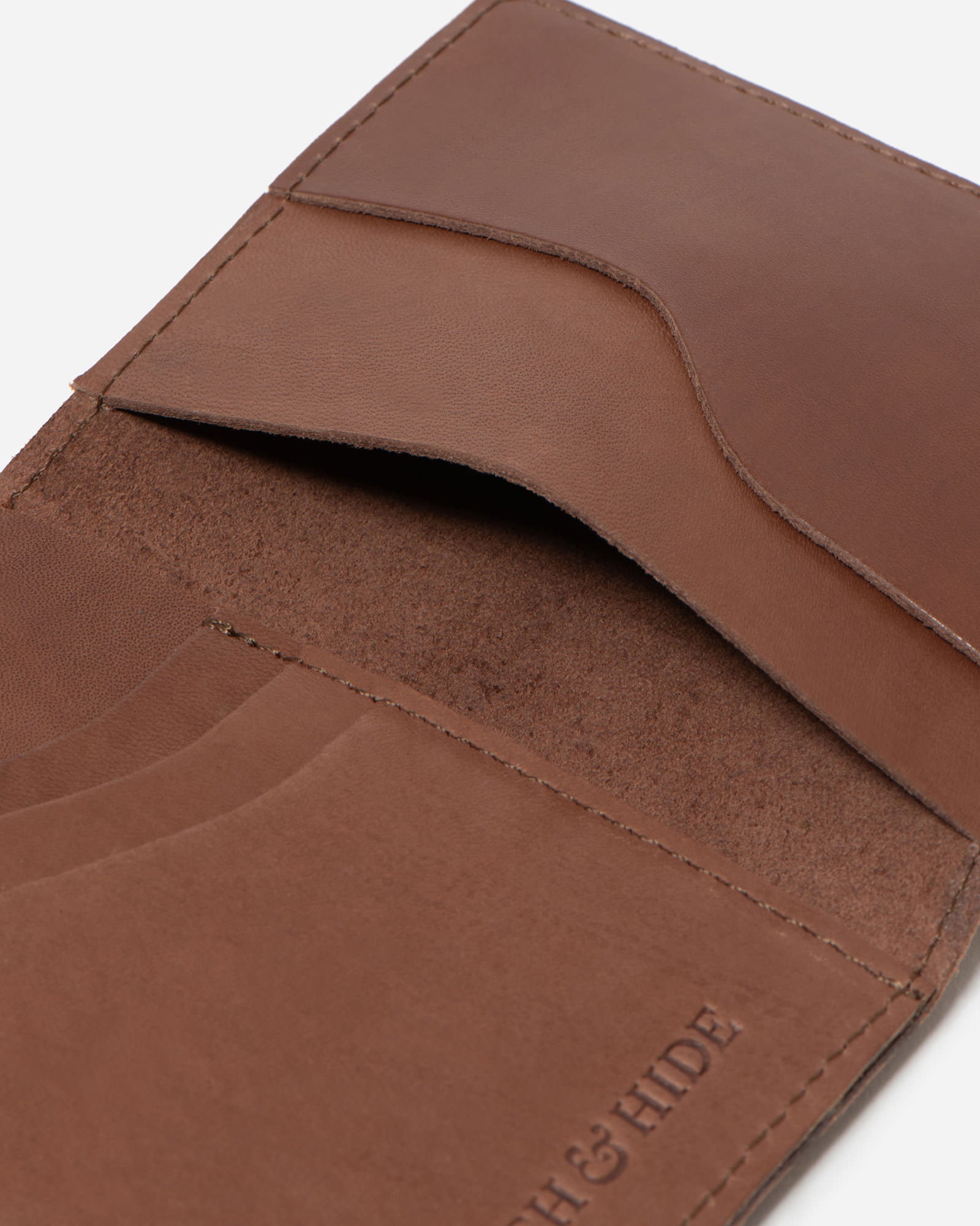 Cameron Wallet - Men's Bi-fold Leather Wallet – Stitch & Hide